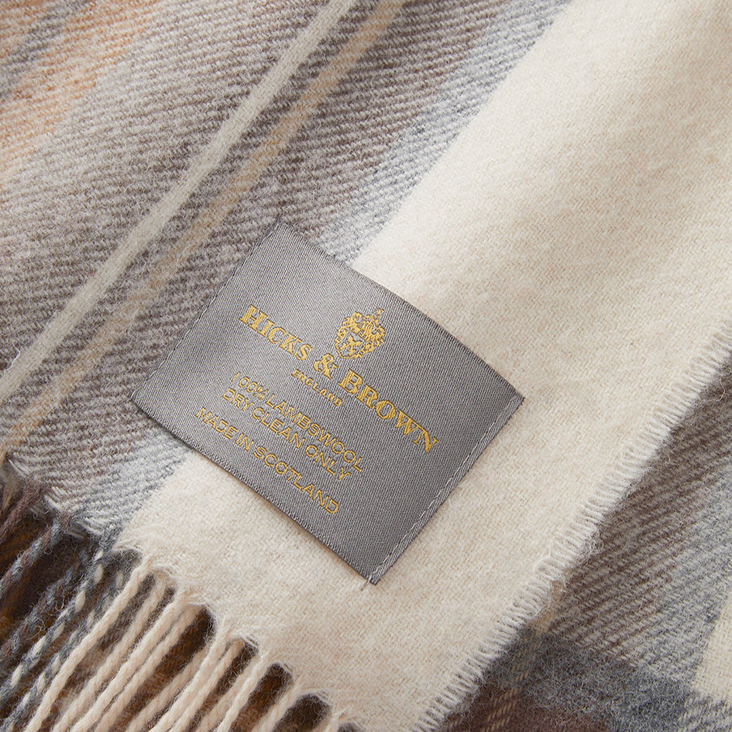 The Fornham Lambswool Scarf in Cream Check – Hicks & Brown